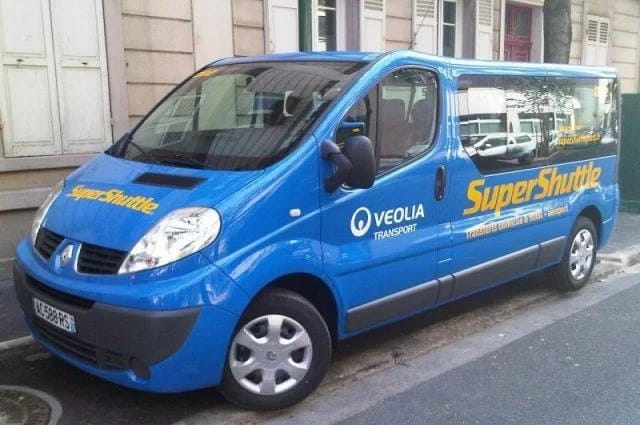 Wie erreicht man Paris vom Flughafen Bauvais? - Paris10.de